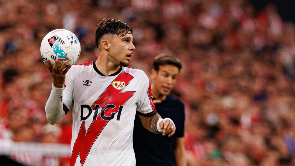 Un grande de Italia amenaza con fichar a Ratiu del Rayo Vallecano
