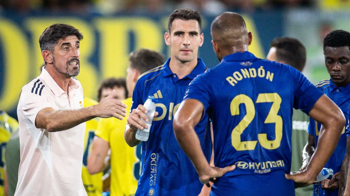 El Oviedo fulmina a Paunovic: primer entrenador cesado en LaLiga